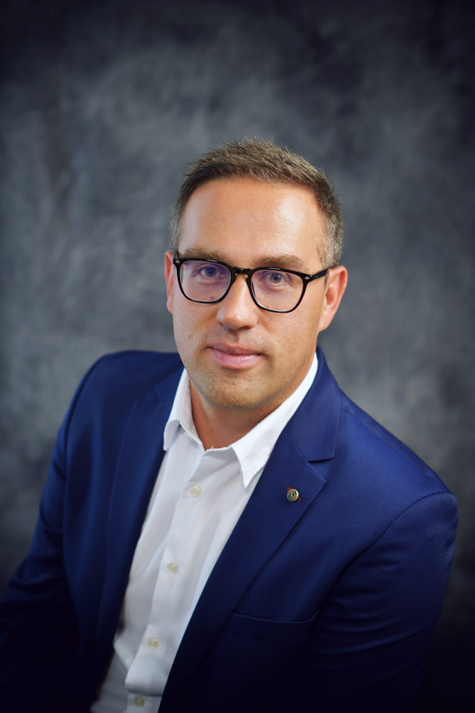 Izr. prof. dr. Mirko Prosen prejel nagrado za izjemne dosežke na ...